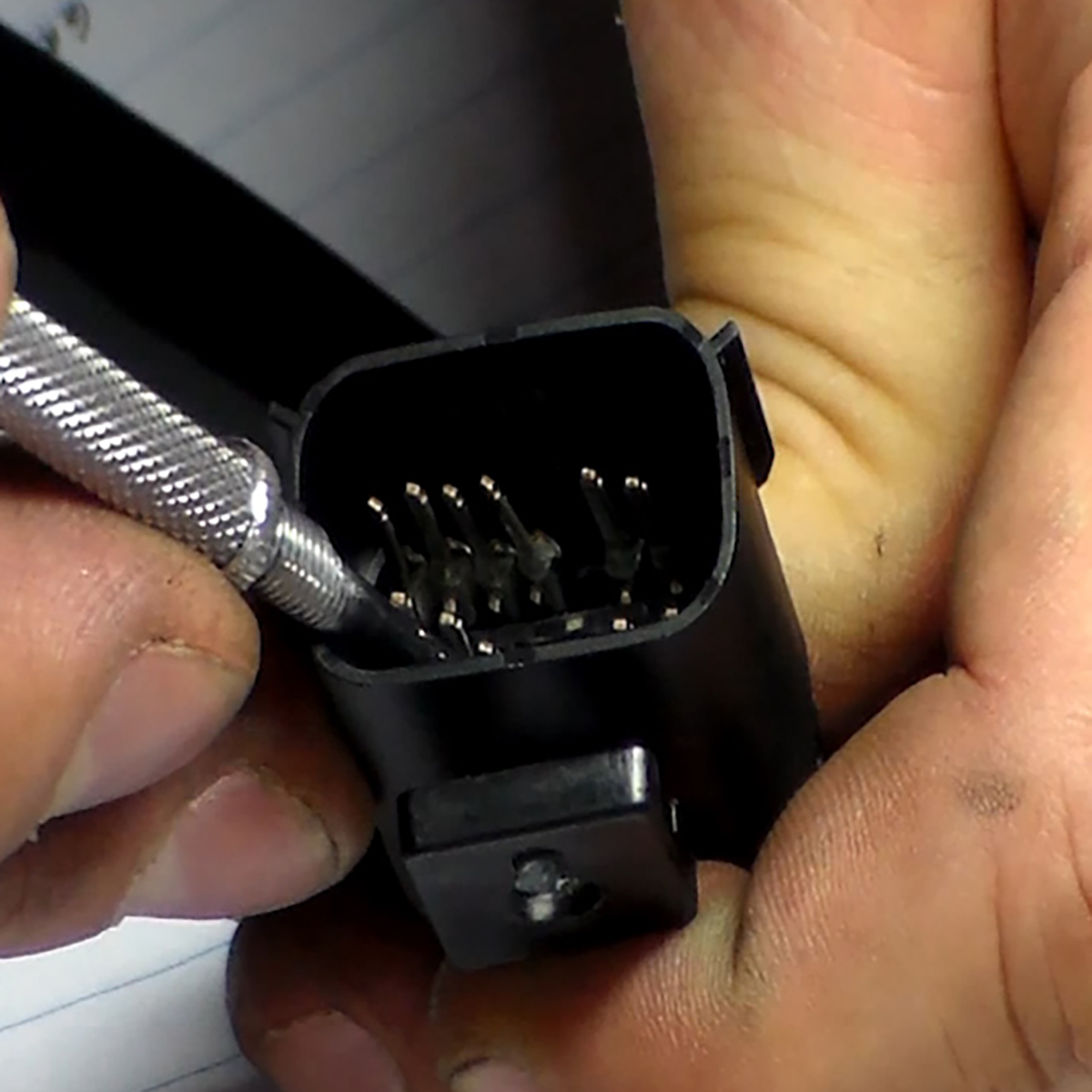 How To Wire A Molex Connector On A Harley Davidson